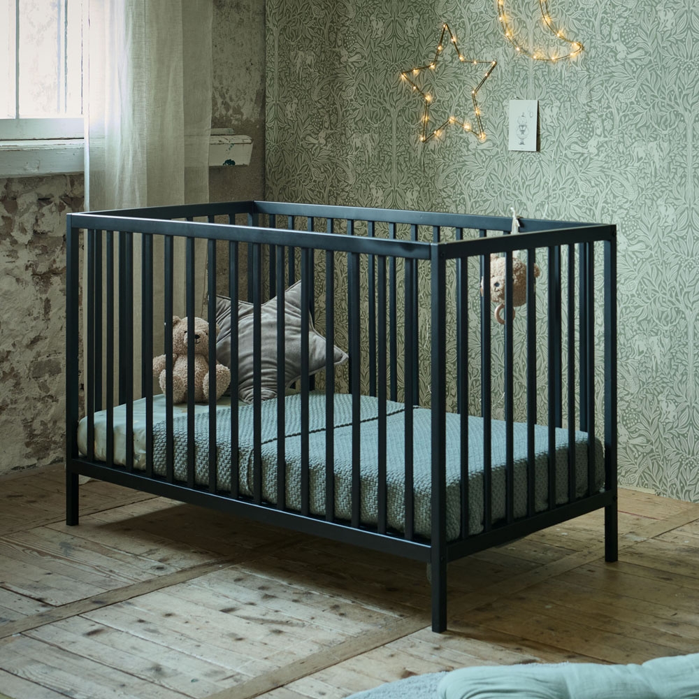Schwarzes Babybett 60 x 120 cm «HETRE» ️ Petite Amélie